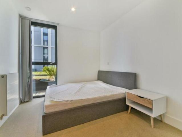 3 bedroom apartment for rent in Malt House, Barley Lane, London, E15