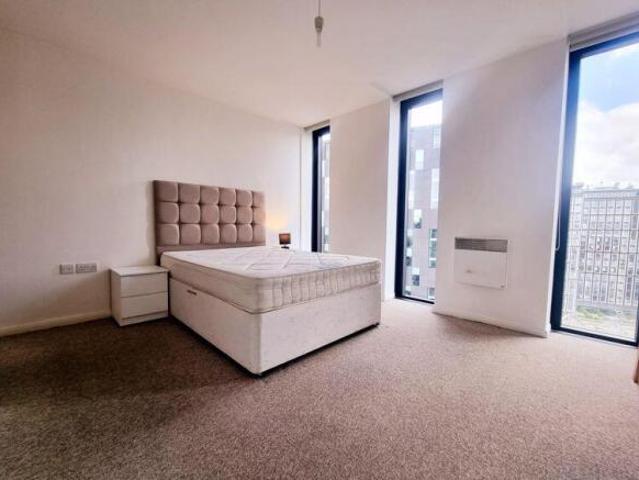 3 bedroom apartment for rent in Mann Island, Liverpool, L3