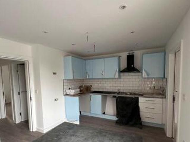 3 Bedroom Apartment For Rent In Manchester