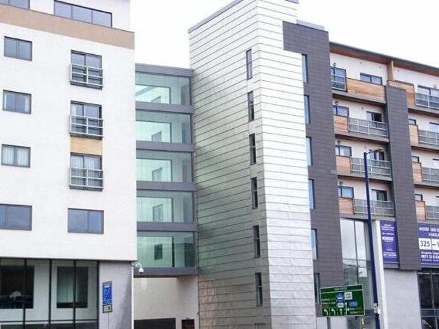 3 Bedroom Apartment For Rent In Manchester City Centre, Manchester