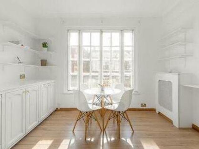 3 Bedroom Apartment For Rent In Marylebone, London
