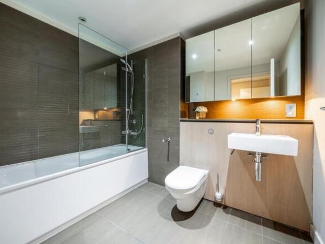 3 bedroom apartment for rent in Merchant Square East Paddington W2