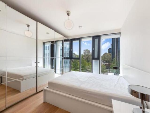 3 bedroom apartment for rent in Meridian Place, Canary Wharf, E14