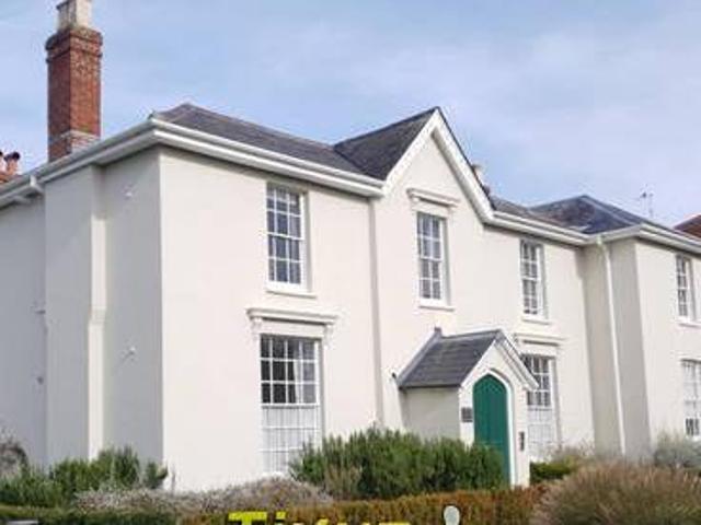 3 bedroom apartment for rent in Midhurst GU29
