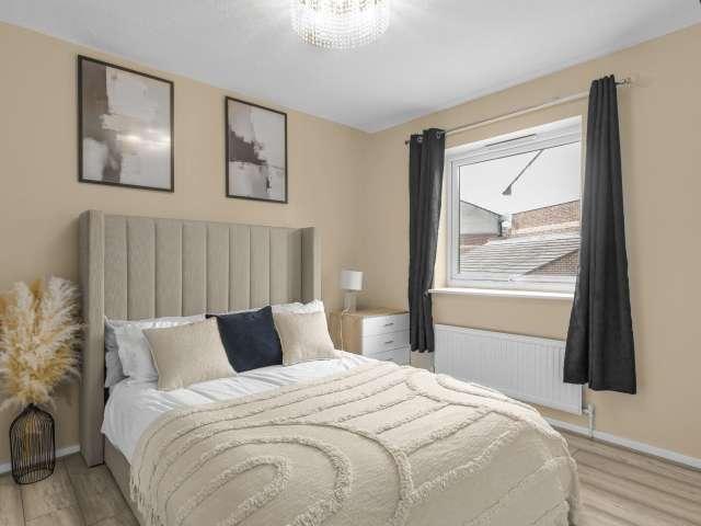 3 bedroom apartment for rent in Millwall, London