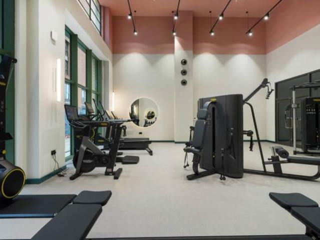 3 bedroom apartment for rent in Mitton House, B5