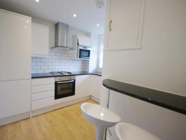 3 bedroom apartment for rent in Mornington Street, Camden, NW1
