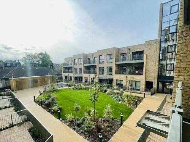 3 Bedroom Apartment For Rent In Niemann Court, Louis Close