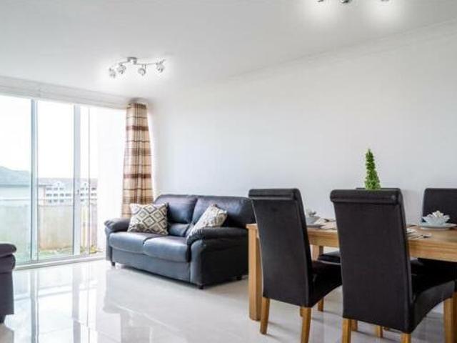 3 Bedroom Apartment For Rent In Northbank