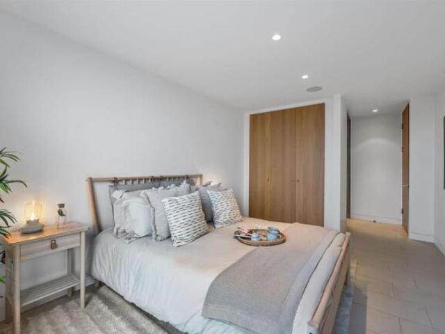 3 bedroom apartment for rent in Oval Road, Primrose Hill, London, NW1