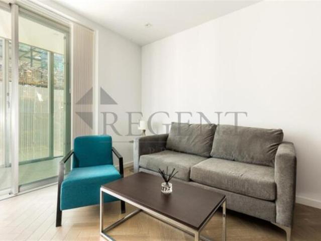 3 bedroom apartment for rent in Oakley House, Electric Boulevard, SW11