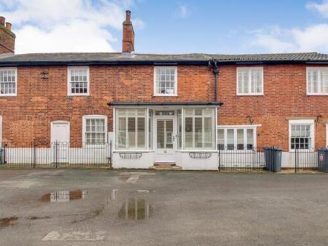 3 Bedroom Apartment For Rent In Orford