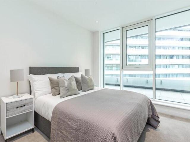 3 bedroom apartment for rent in Altissima House, 340 Queenstown Road, London, SW11