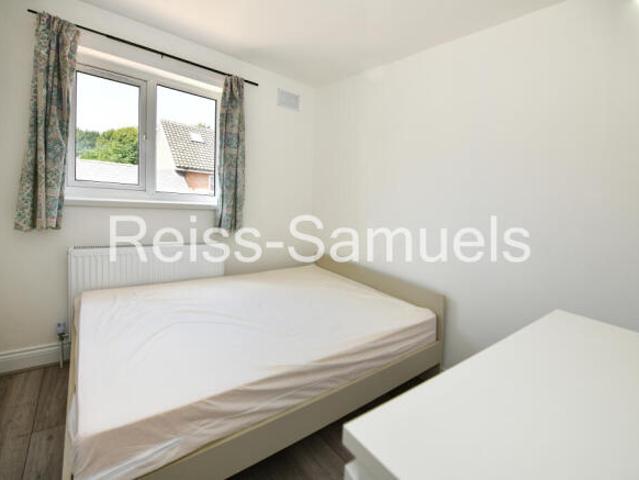 3 bedroom apartment for rent in Ambassador Square, Isle of dogs, London, E14