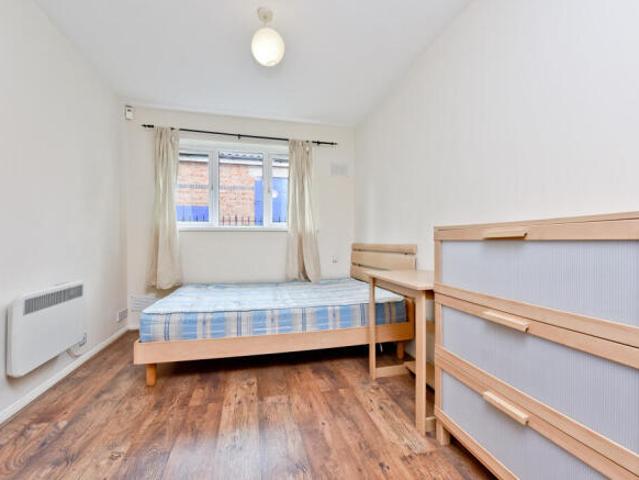3 bedroom apartment for rent in Ambassador Square, Tower Hamlets, London, E14