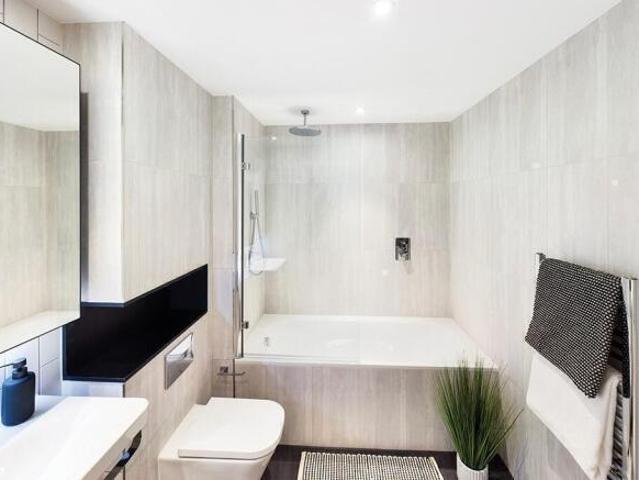 3 bedroom apartment for rent in Apartment 1319, Symphony Park, Manchester, Greater Manchester, M1