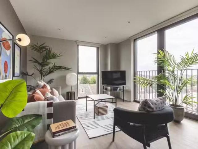 3 bedroom apartment for rent in Apartment 159, Hove Gardens, BN3