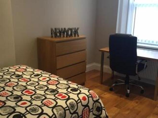 3 bedroom apartment for rent in Buston Terrace, NE2