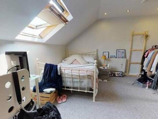3 Bedroom Apartment For Rent In Burley