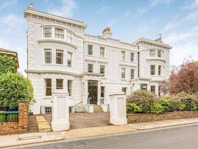 3 bedroom apartment for rent in Burlington House, Kings Road, Richmond, Surrey, TW10