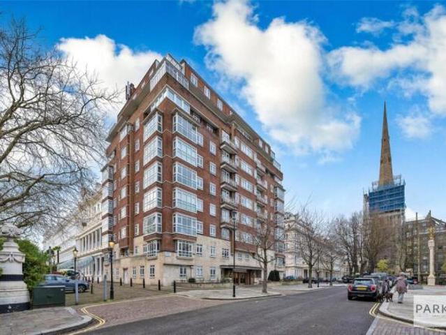 3 bedroom apartment for rent in Barrie House, Lancaster Gate, London, W2