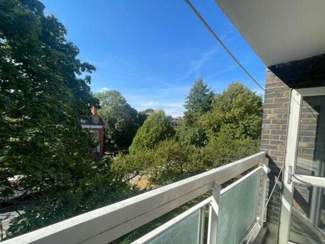 3 Bedroom Apartment For Rent In Battersea