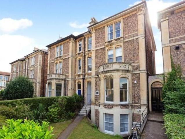 3 bedroom apartment for rent in Beaufort Road, Clifton, BS8