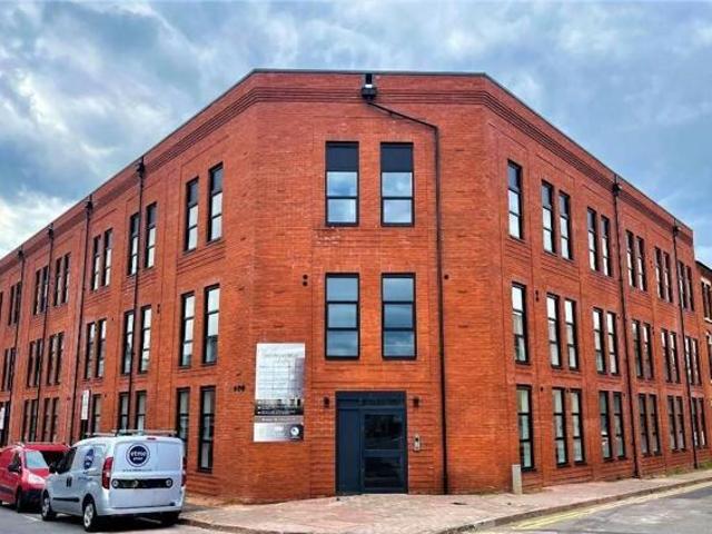 3 Bedroom Apartment For Rent In Bond Street, Birmingham