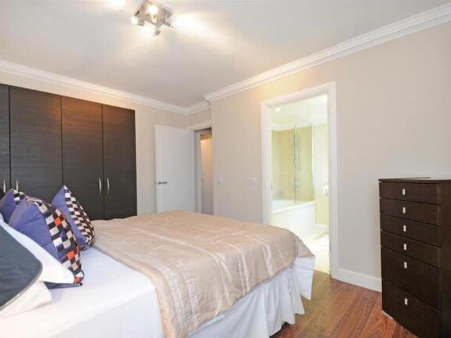 3 bedroom apartment for rent in Boydell Court, St John's Wood NW8