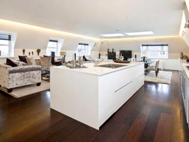 3 bedroom apartment for rent in Boydell Court, St Johns Wood Park, London, NW8