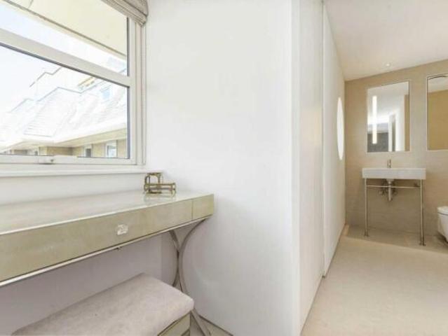 3 bedroom apartment for rent in Boydell Court, St John's Wood Park, London, NW8