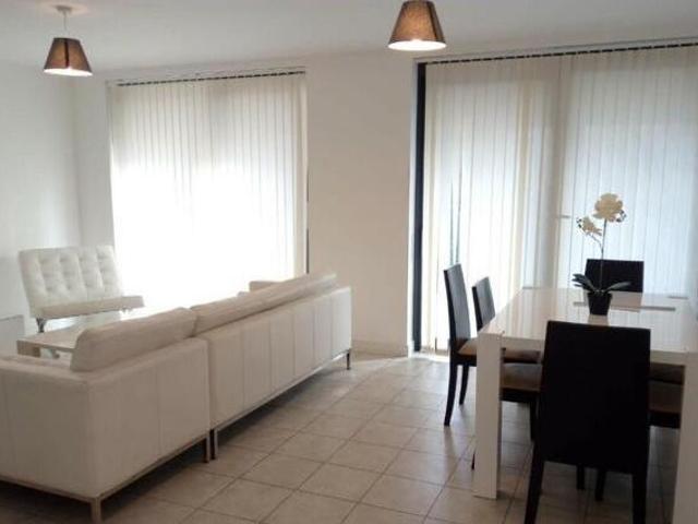 3 Bedroom Apartment For Rent In Bramwell Way, London
