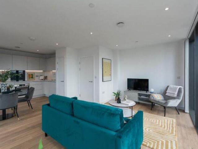 3 bedroom apartment for rent in Bromsgrove Street, Birmingham, B5