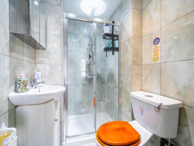 3 bedroom apartment for rent in Brondesbury Villas, Queen's Park, NW6