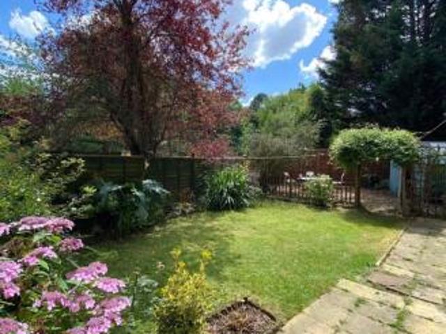 3 bedroom apartment for rent in Brockill Crescent, London, SE4 2QB, SE4