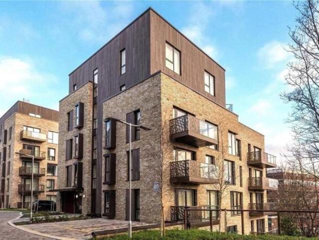 3 bedroom apartment for rent in Caledonian Road, London, N1