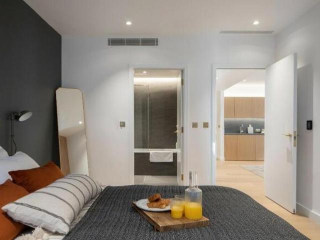 3 bedroom apartment for rent in Camley Street, London, N1C