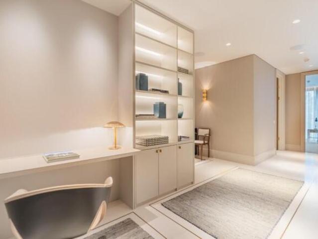 3 bedroom apartment for rent in Campden Hill, London, W8