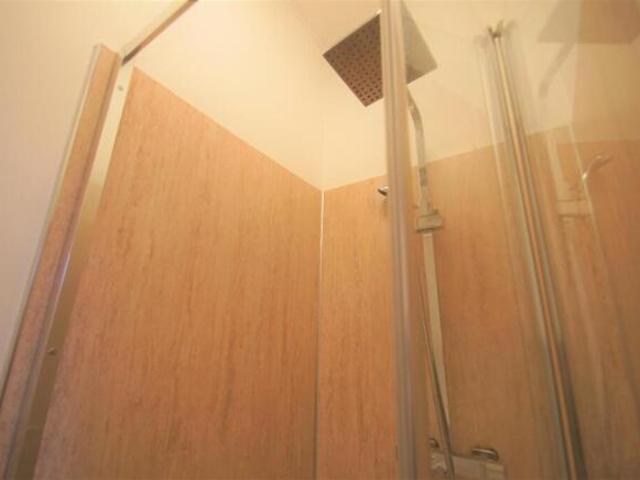 3 bedroom apartment for rent in Central Road, West Didsbury, M20