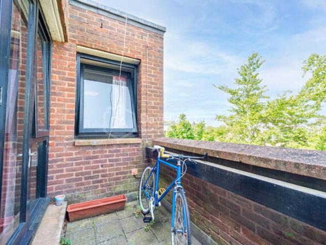3 bedroom apartment for rent in Chandos Way, Golders Green, London, NW11