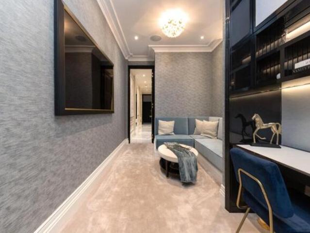 3 bedroom apartment for rent in Charles Street, London, W1J