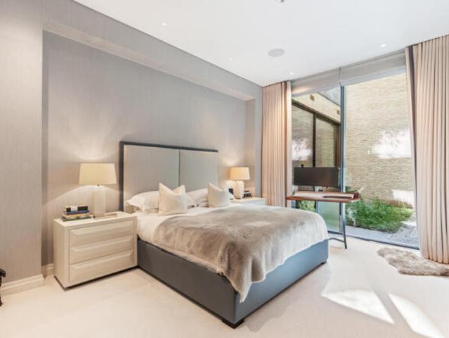 3 bedroom apartment for rent in Cheval Place, Knightsbridge, London, SW7
