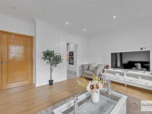 3 bedroom apartment for rent in Chilworth Street, London, W2