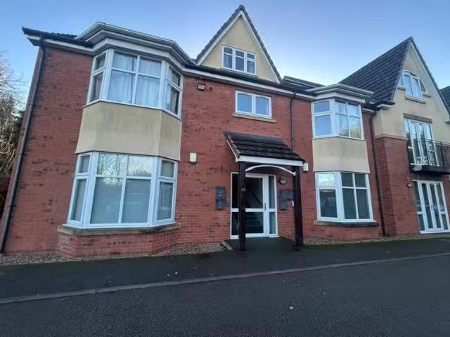 3 bedroom apartment for rent in Church View, Selly Oak. Birmin.