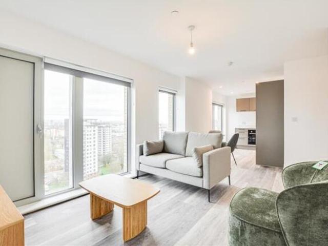 3 bedroom apartment for rent in Church Street Place, 10 Vicarage Grove, M30