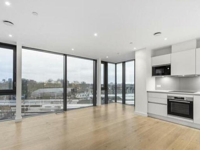 3 Bedroom Apartment For Rent In City North Place