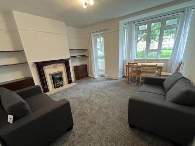 3 Bedroom Apartment For Rent In Clapham South