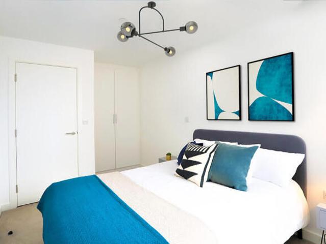 3 bedroom apartment for rent in Clippers Quay Salford M50