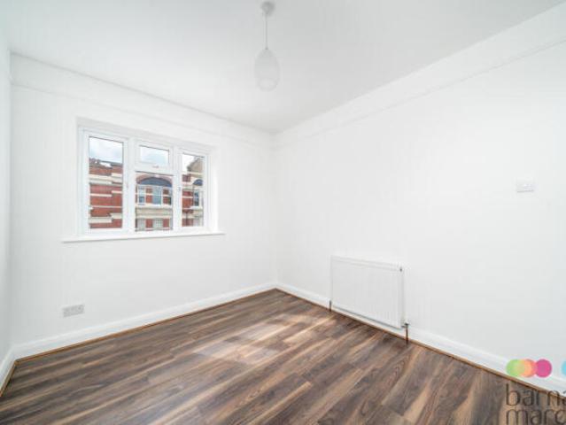 3 bedroom apartment for rent in Colney Hatch Lane, Muswell Hill, N10