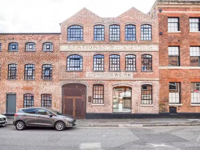3 bedroom apartment for rent in Comet Works, Princip Street, B.